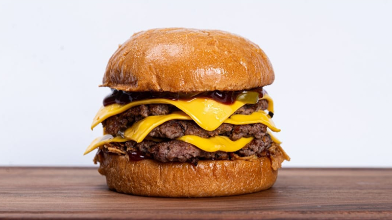 Smash Red Onion Jalapeno Smash cheeseburger 3 | Burger Plus NS | Mister ...