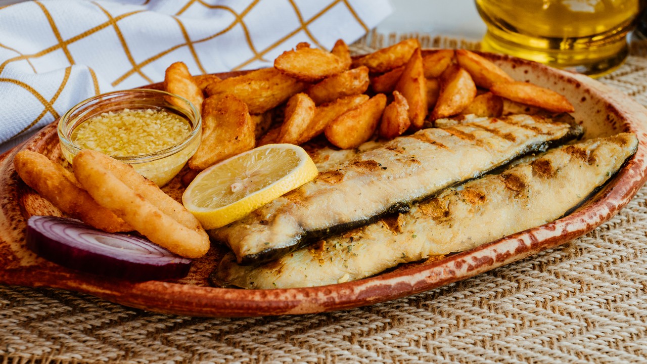 Dimljeni file pastrmke | Walter ćevapi - TC Promenada | Mister D ...